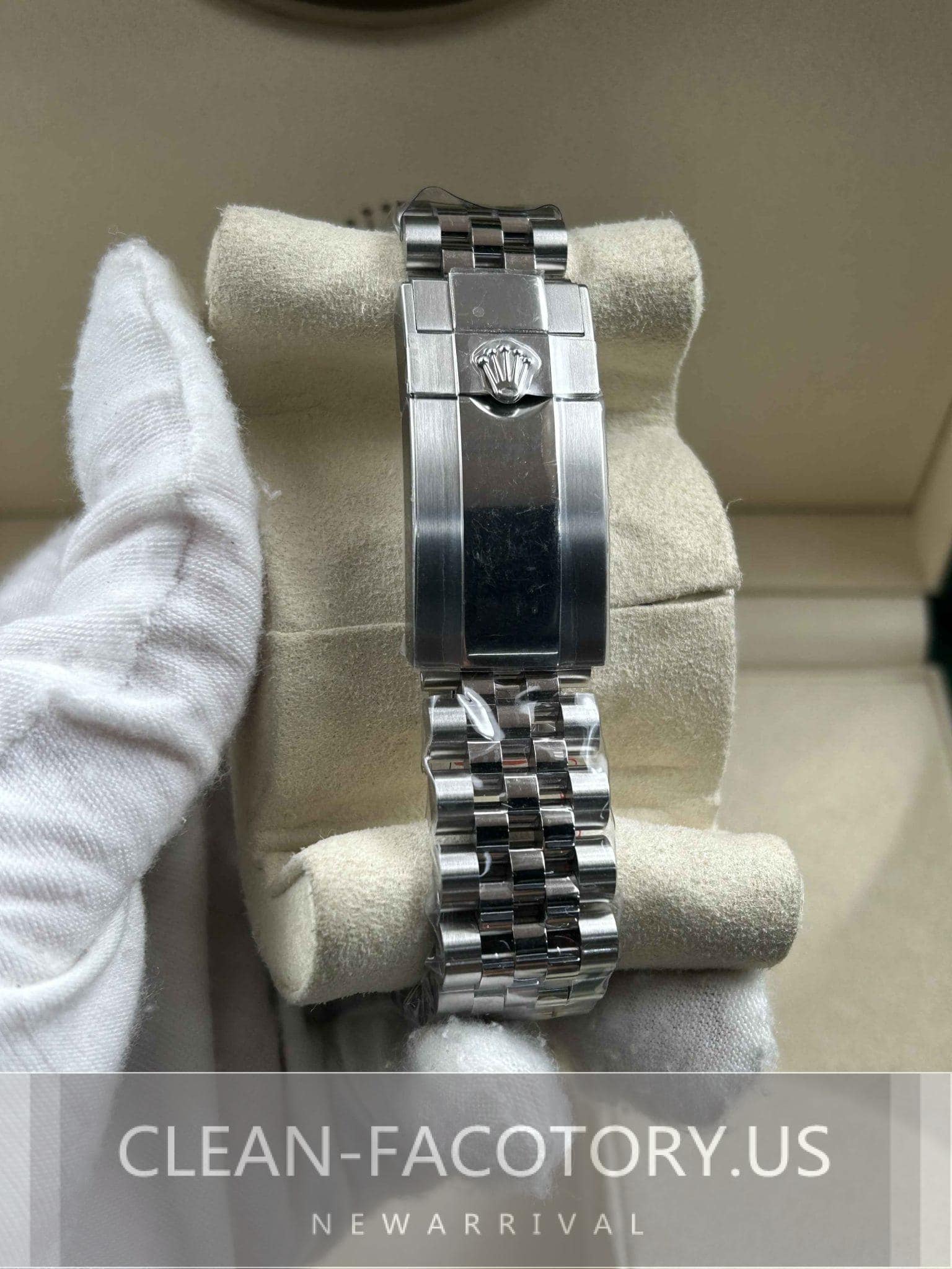 Clean Factory Rolex GMT Master II 126710BLRO Jubilee, “Pepsi”Red/Blue ...