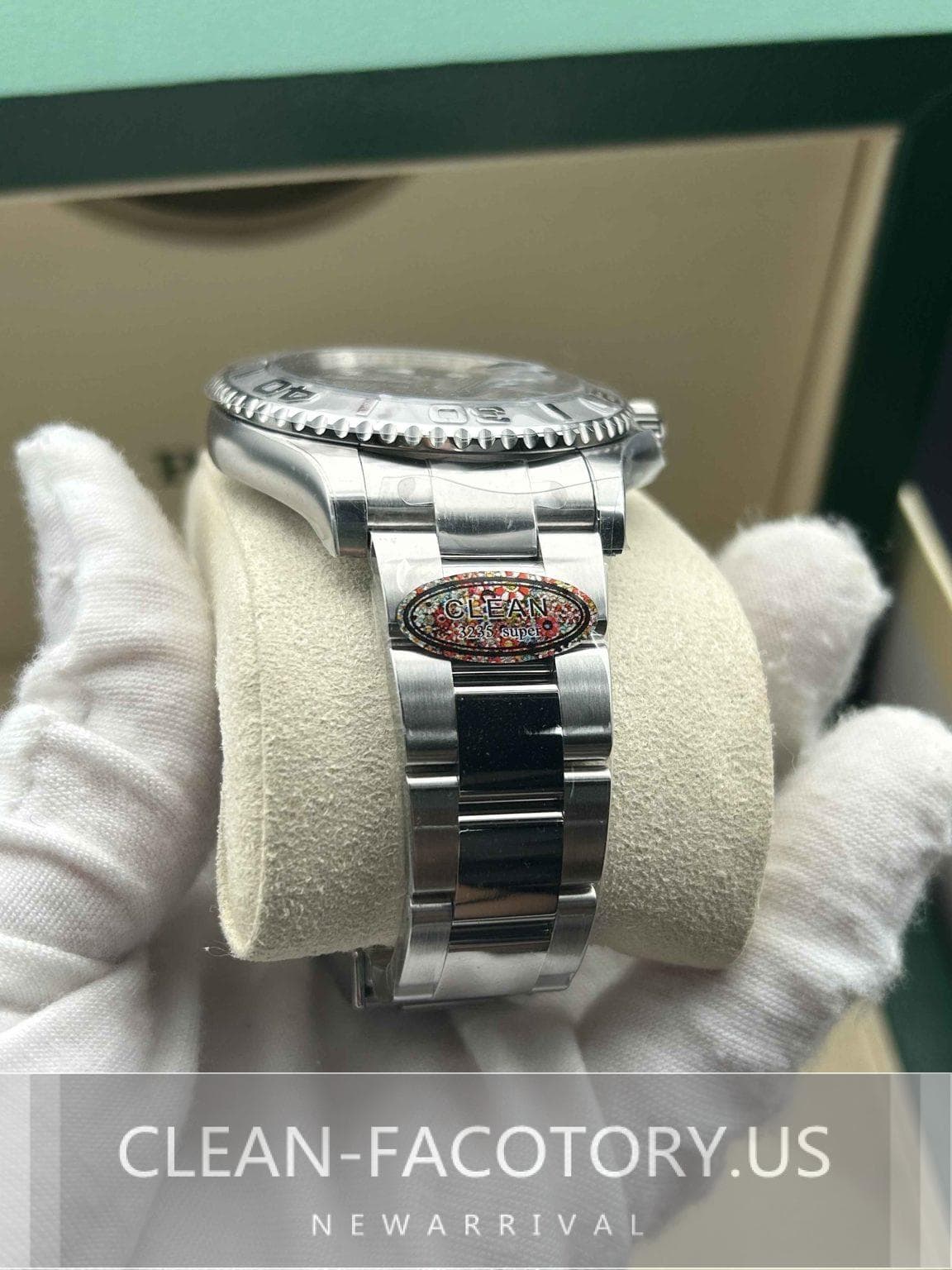 Clean Factory Rolex Yacht Master 126622 40mm Grey Dial, Platinum Bezel ...