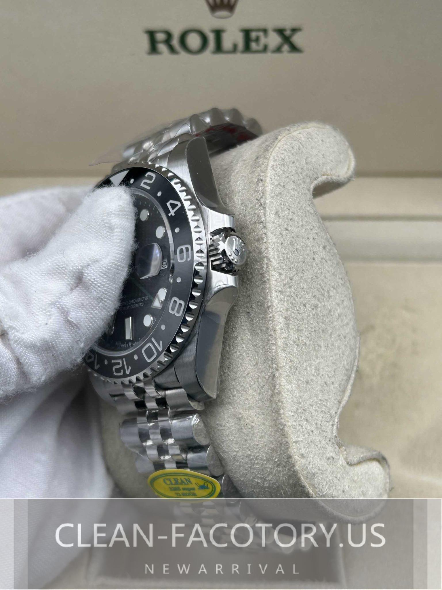 Clean Factory Rolex GMT Master II 126710GRNR Jubilee, Green 24-hour ...